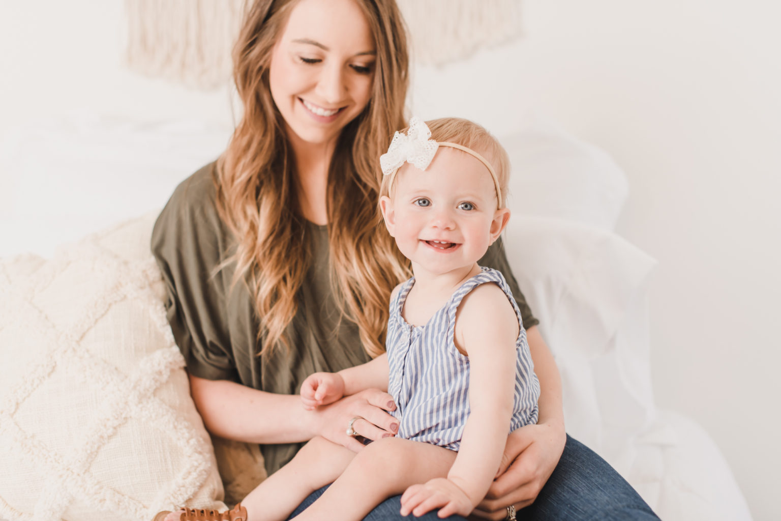 Emma | One Year Session - Megan O'Hare Photography